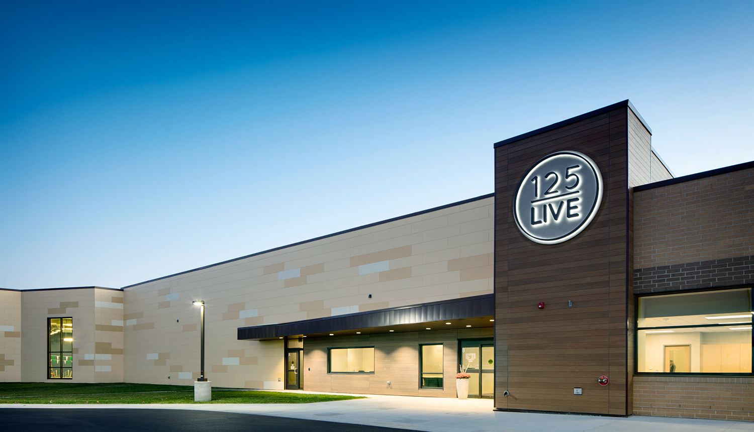 125 LIVE